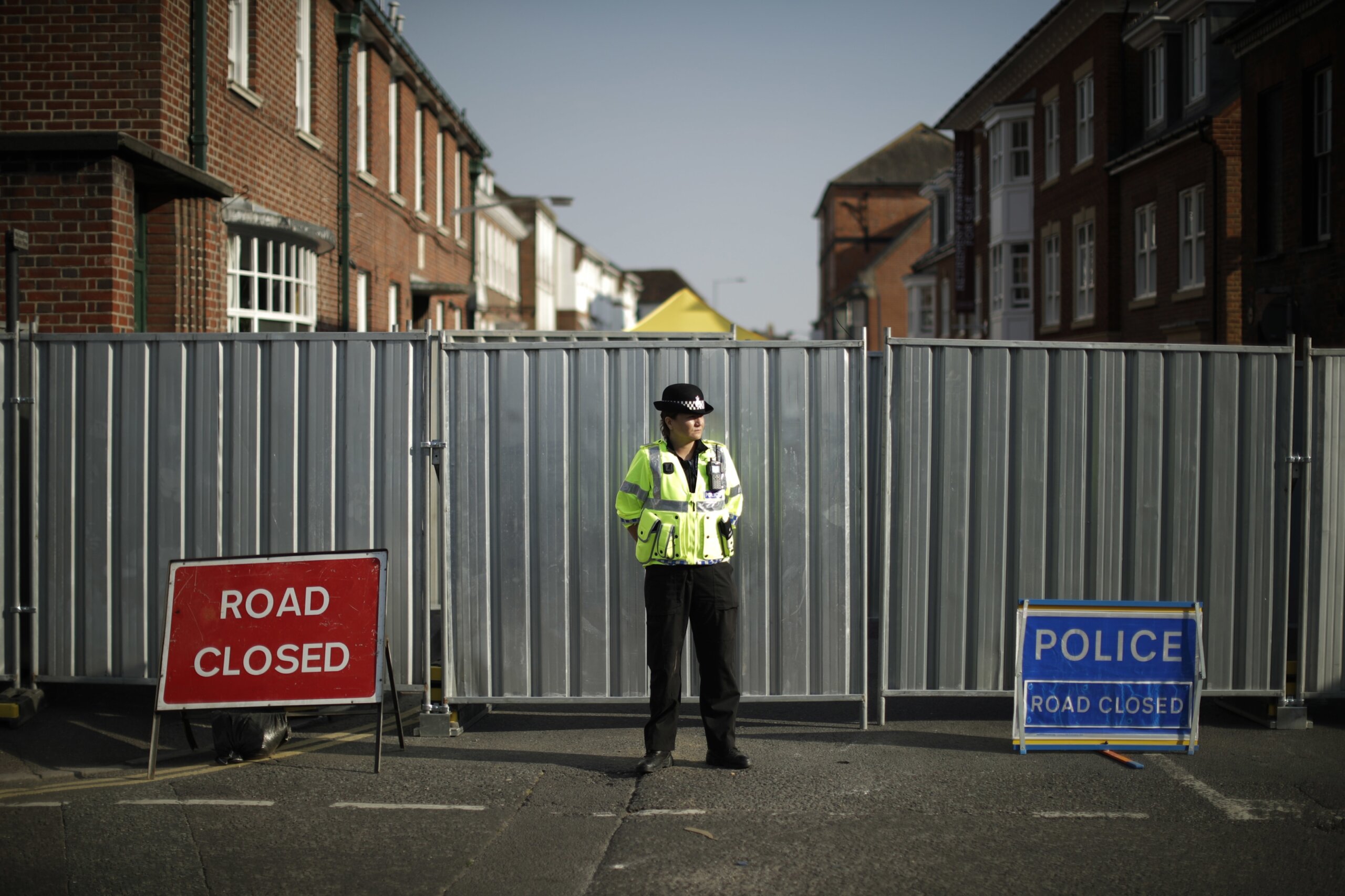 Vial that contained nerve agent that killed UK woman contained enough ...