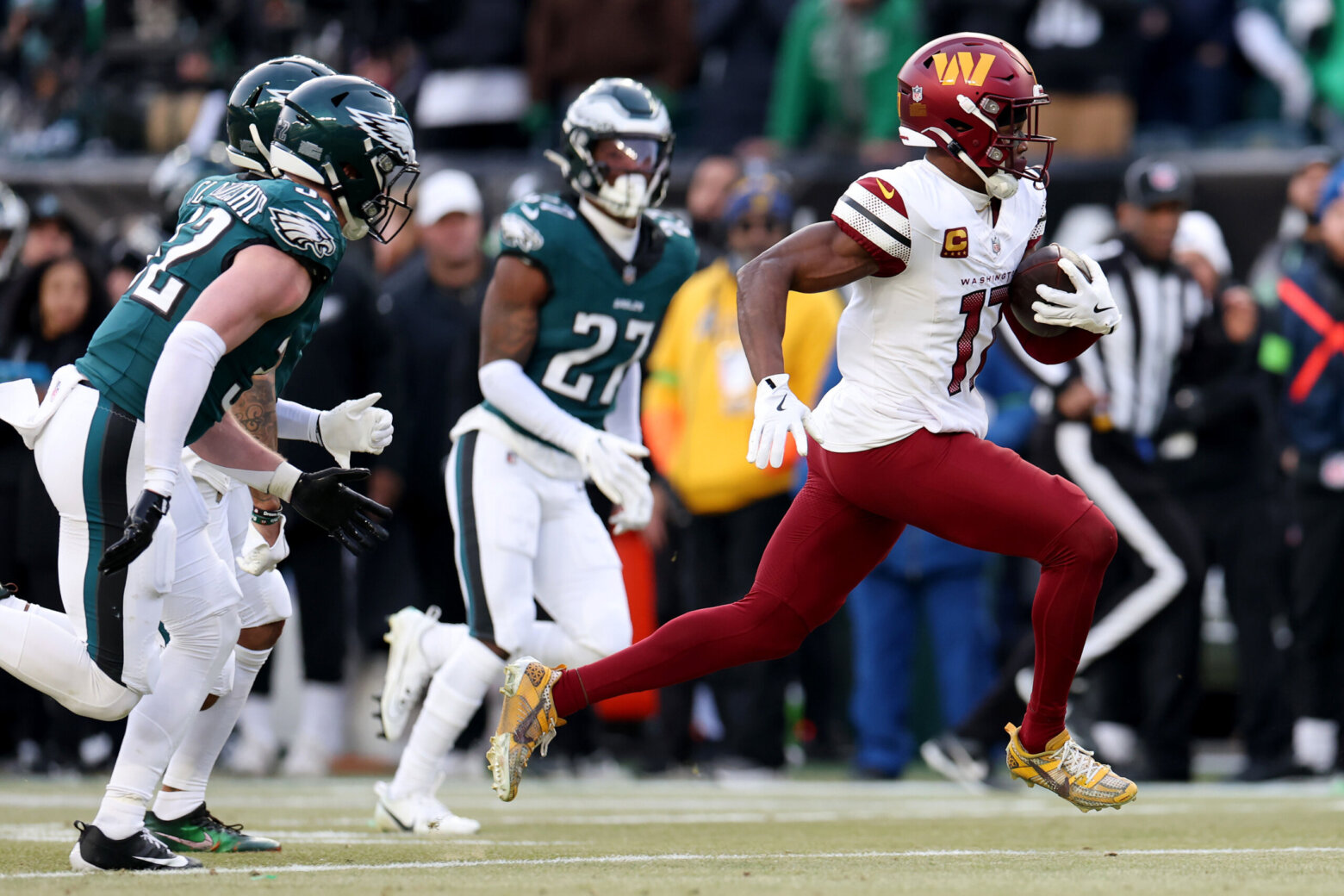 Commanders run over by Eagles as dream season comes to a close - WTOP News