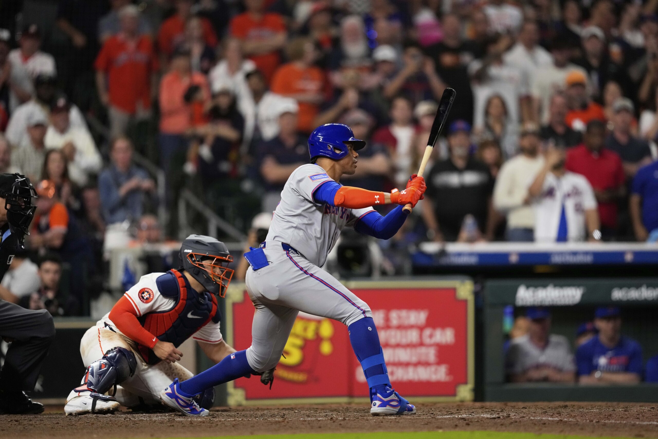 Hader strikes out Soto with 2 on to save Astros’ 3-1 win over Mets ...