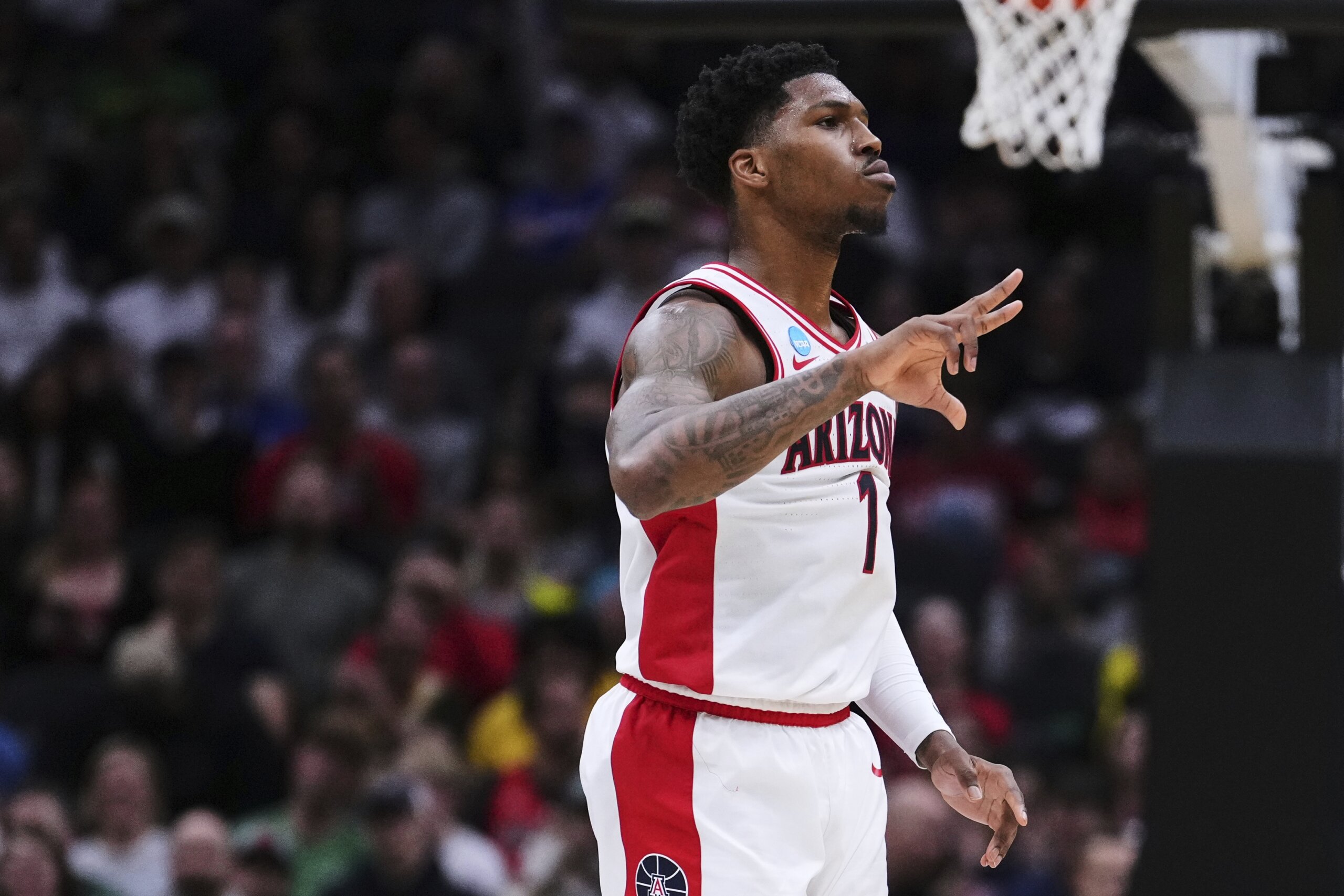 Love affair back on at March Madness. Now with Arizona, Caleb Love ...