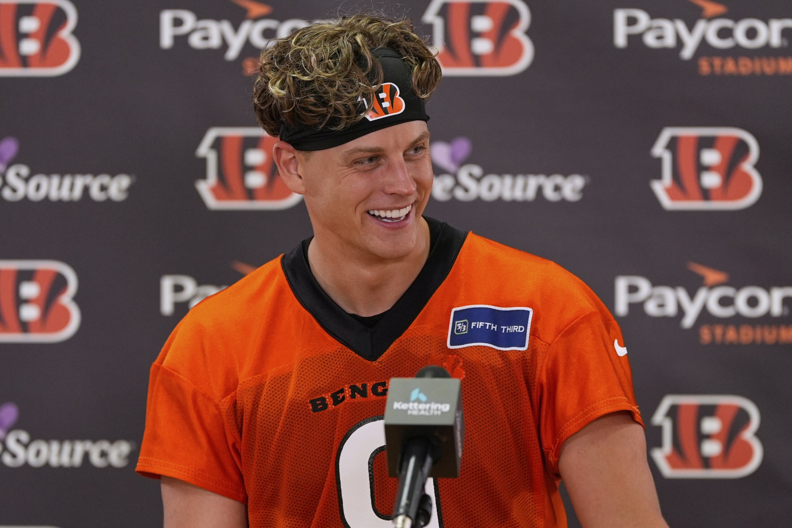 Bengals’ Joe Burrow credits Peyton Manning for his involvement in ...