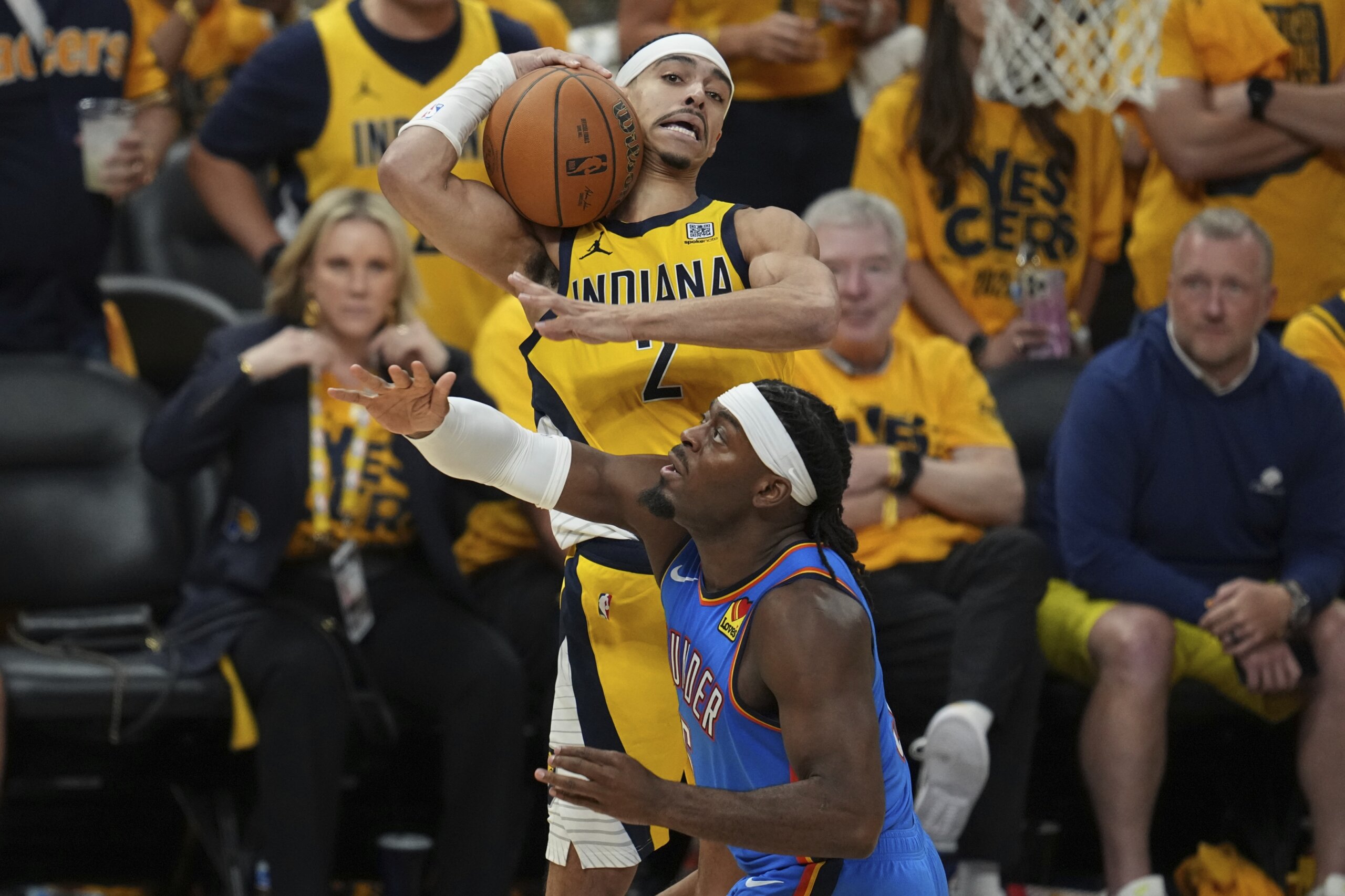Pacers avoid 2nd straight home-court playoff exit, routing Thunder to ...