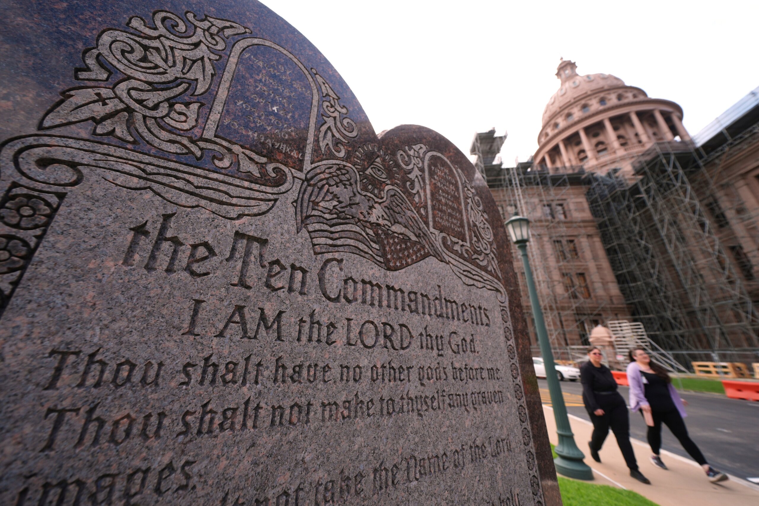 Faith leaders and families sue to block Texas’ new Ten Commandments in ...