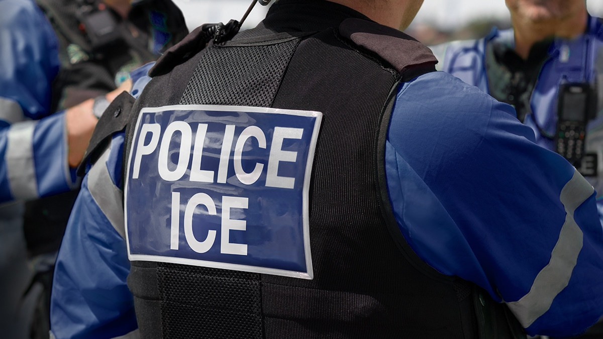 Judge hears arguments in a lawsuit to halt ICE arrests without a ...