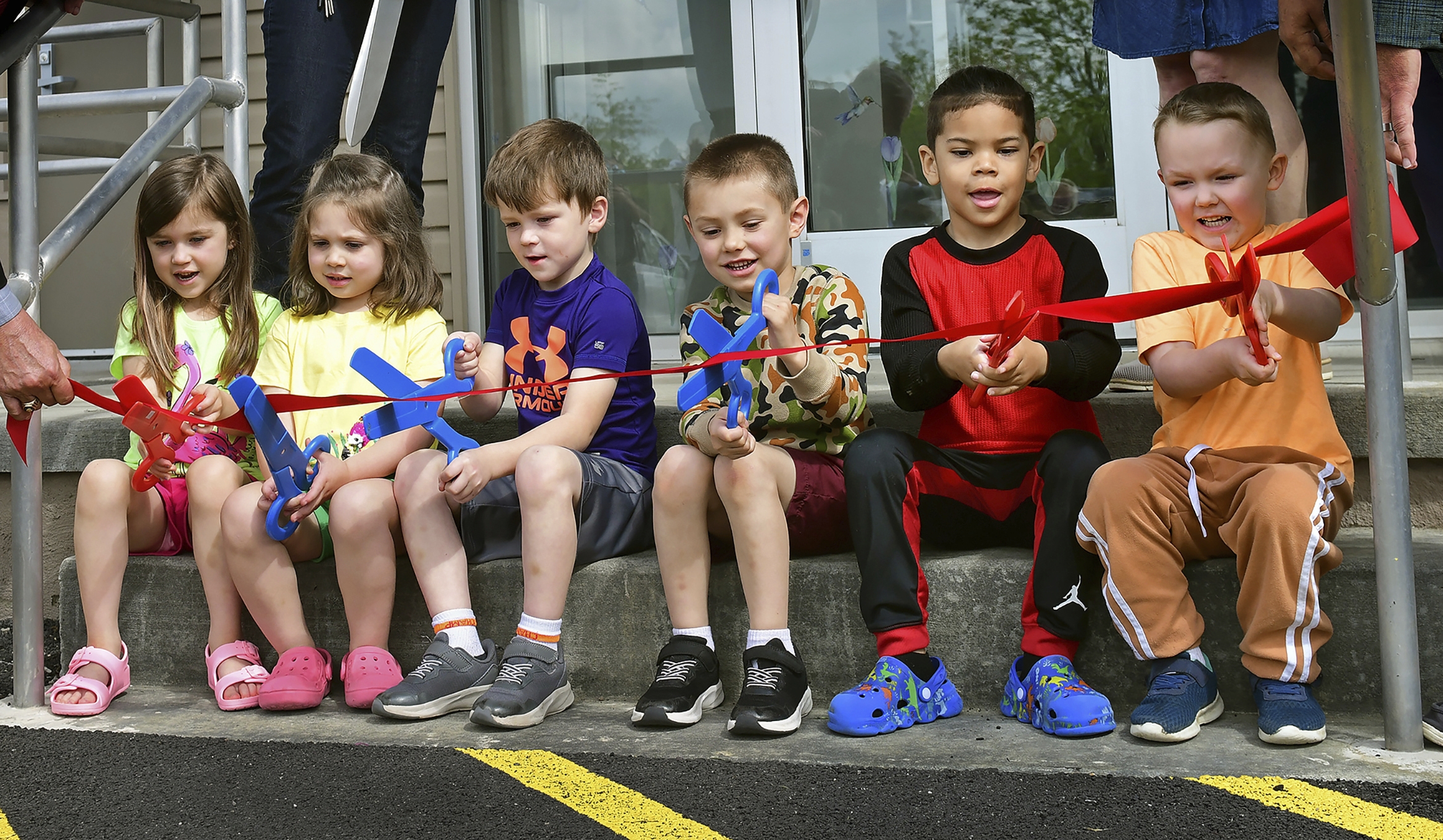 Most US adults say child care costs are a ‘major problem,’ a new AP-NORC poll finds - WTOP News