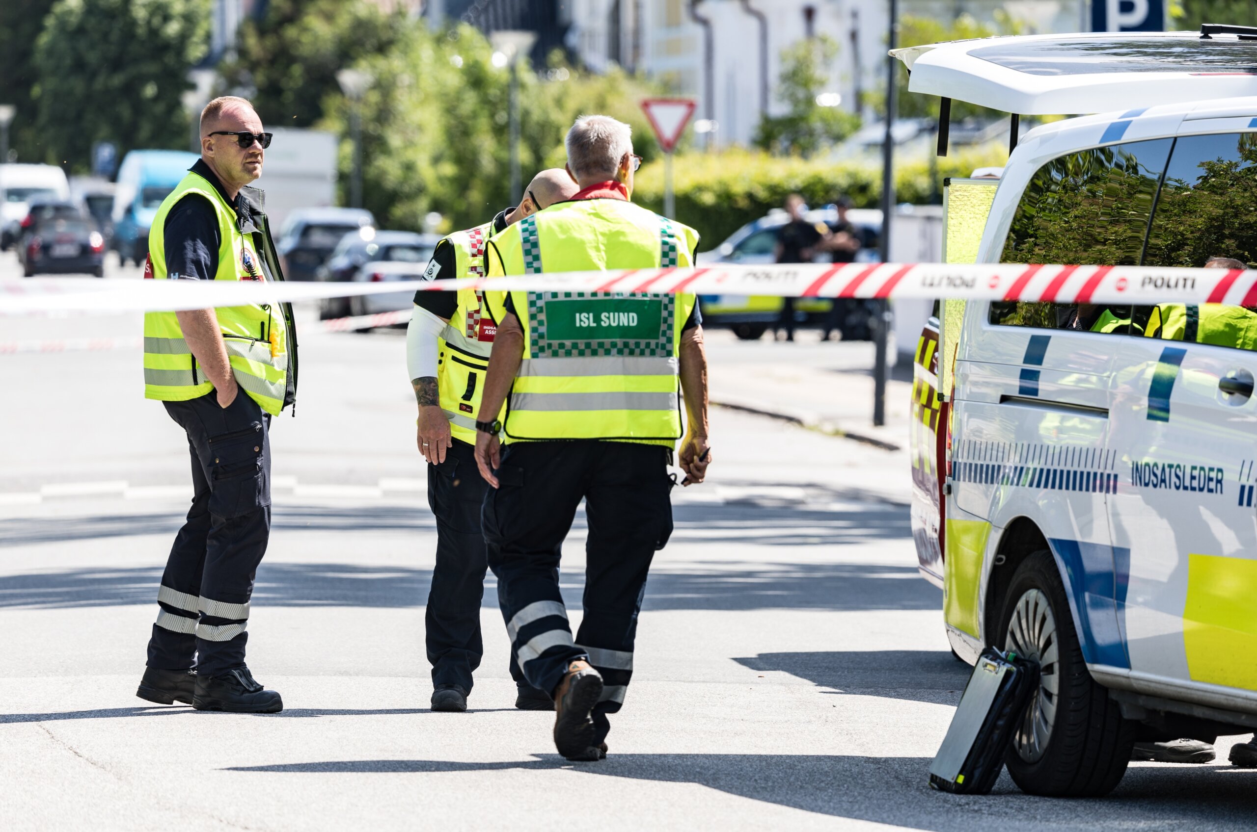 Danish police examine suspicious package at Israeli Embassy in ...