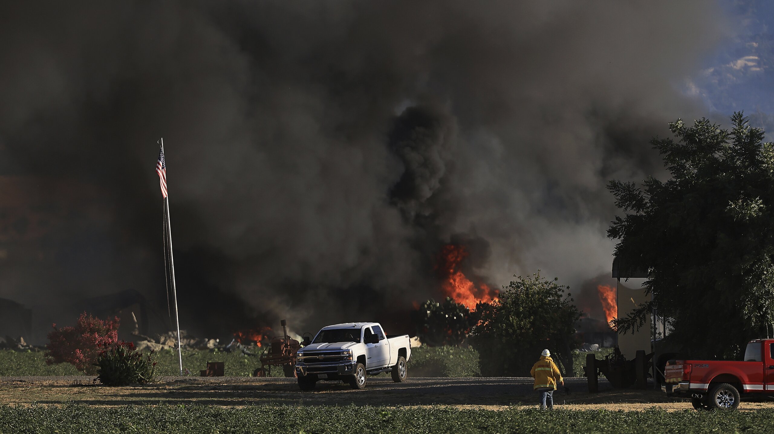 Search continues for 7 missing after huge explosion at California ...