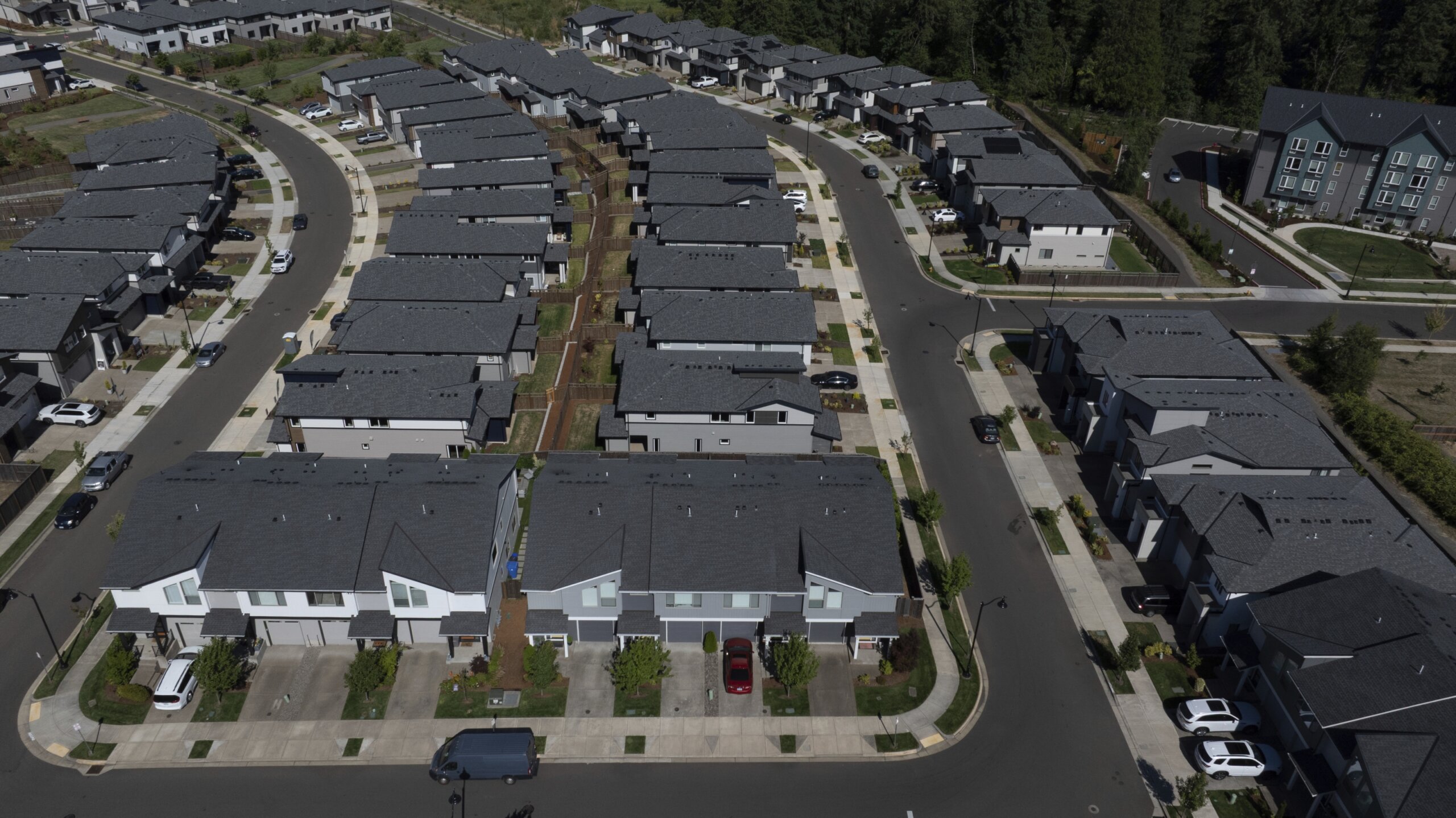 US home sales fade in June as national median sales price hits an all ...