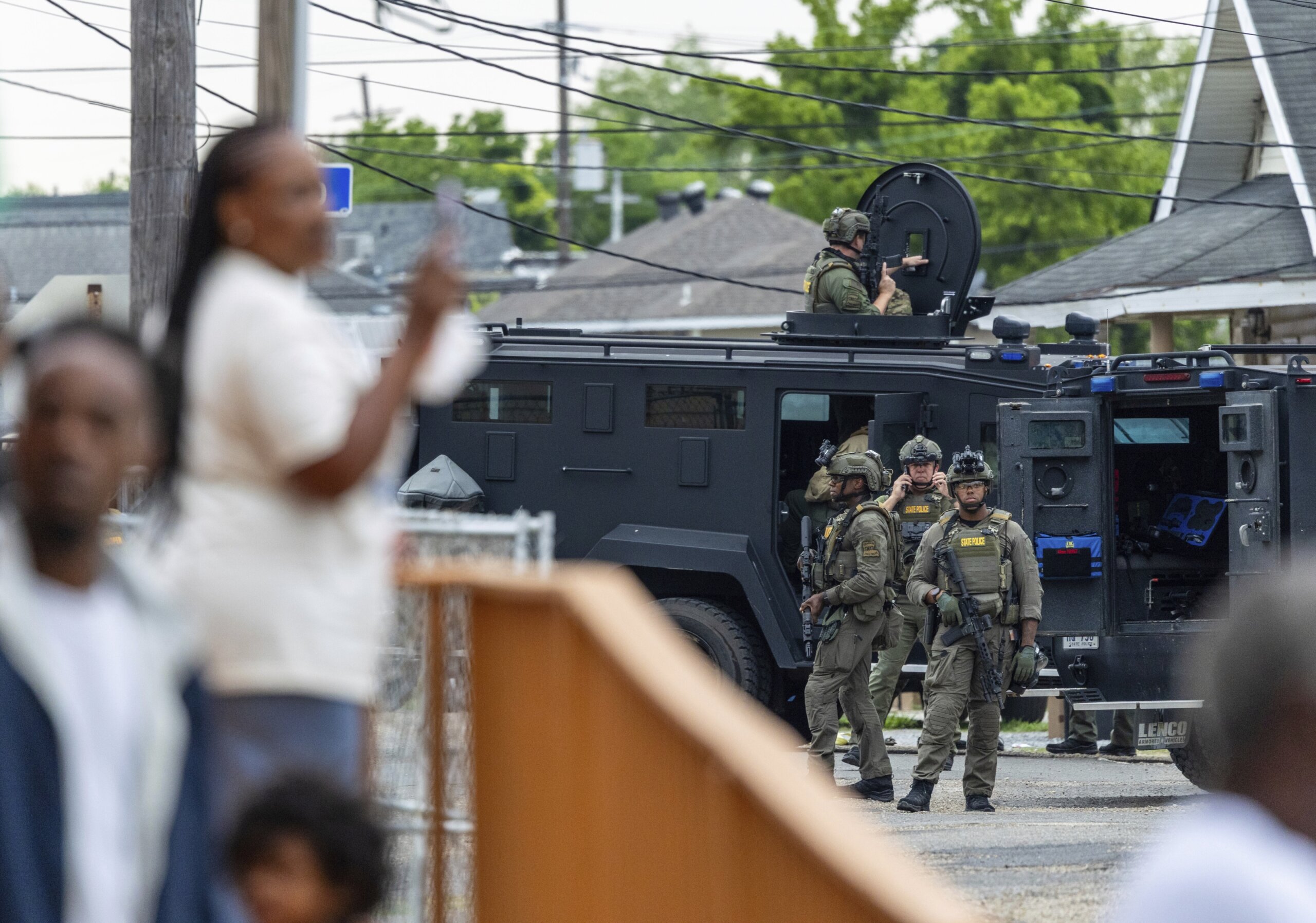 Convicted murderer Derrick Groves eludes law enforcement as last New ...