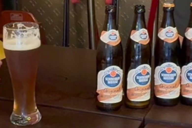 WTOP Beer of the Week: Schneider Weisse Original German Hefe-Weizen ...