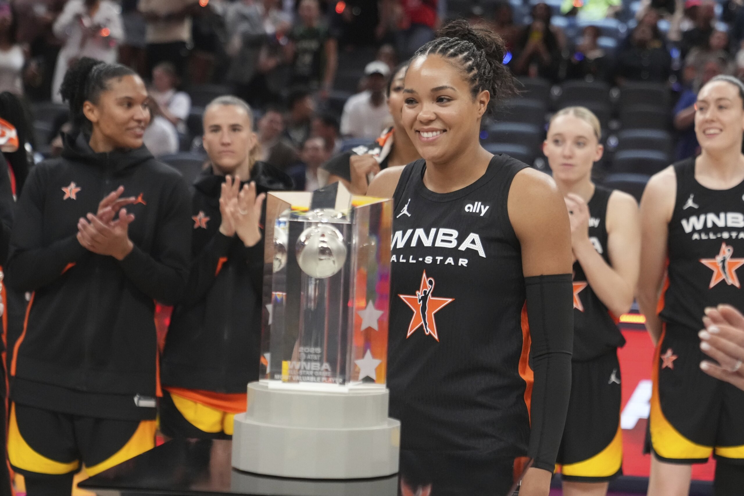 Napheesa Collier caps busy weekend with All-Star Game MVP Award in win ...