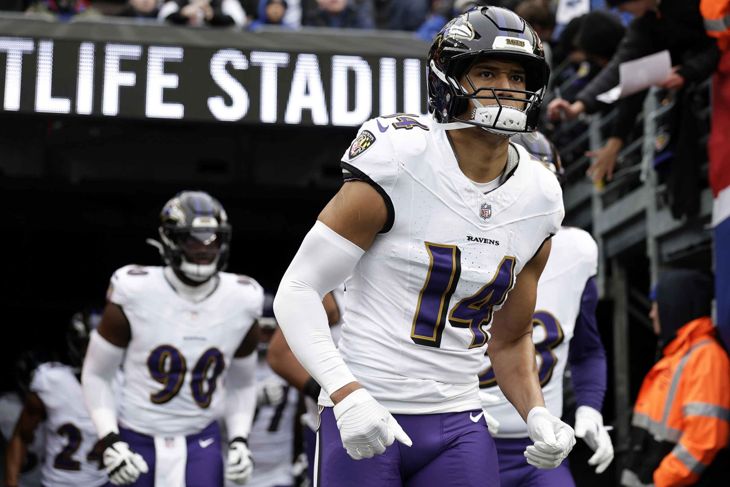 Ravens make Kyle Hamilton the NFL’s highest-paid safety with a 4-year ...