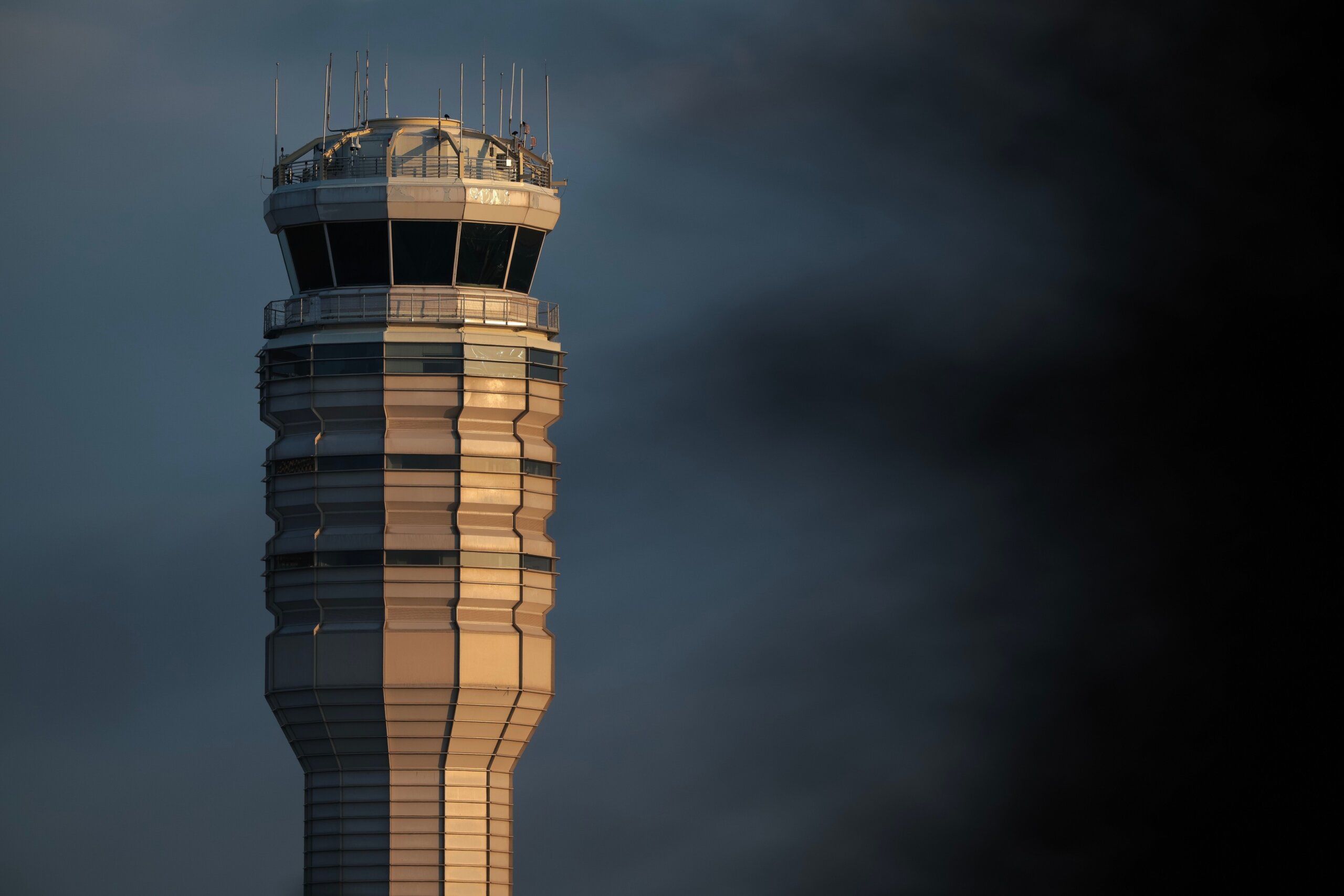 Close call with passenger jet happened after Army helicopter tried to ...