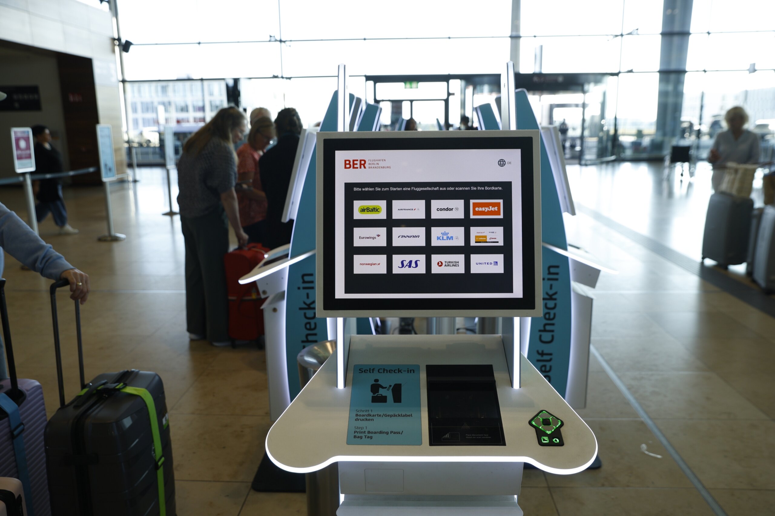 Cyberattack disrupts check-in systems at major European airports - WTOP ...