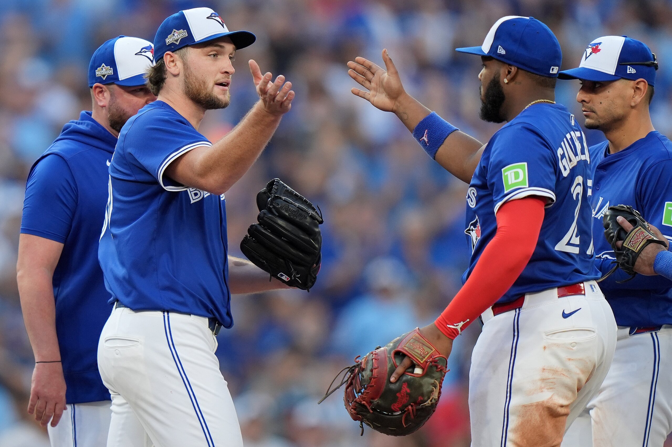 Yesavage sets Blue Jays postseason record with 11 Ks, Toronto thumps ...