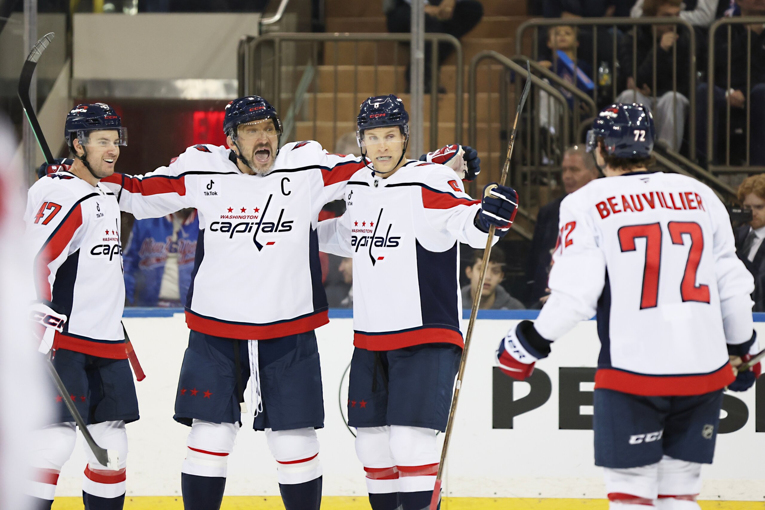 Lindgren makes 35 saves as Capitals edge Rangers 1-0 - WTOP News