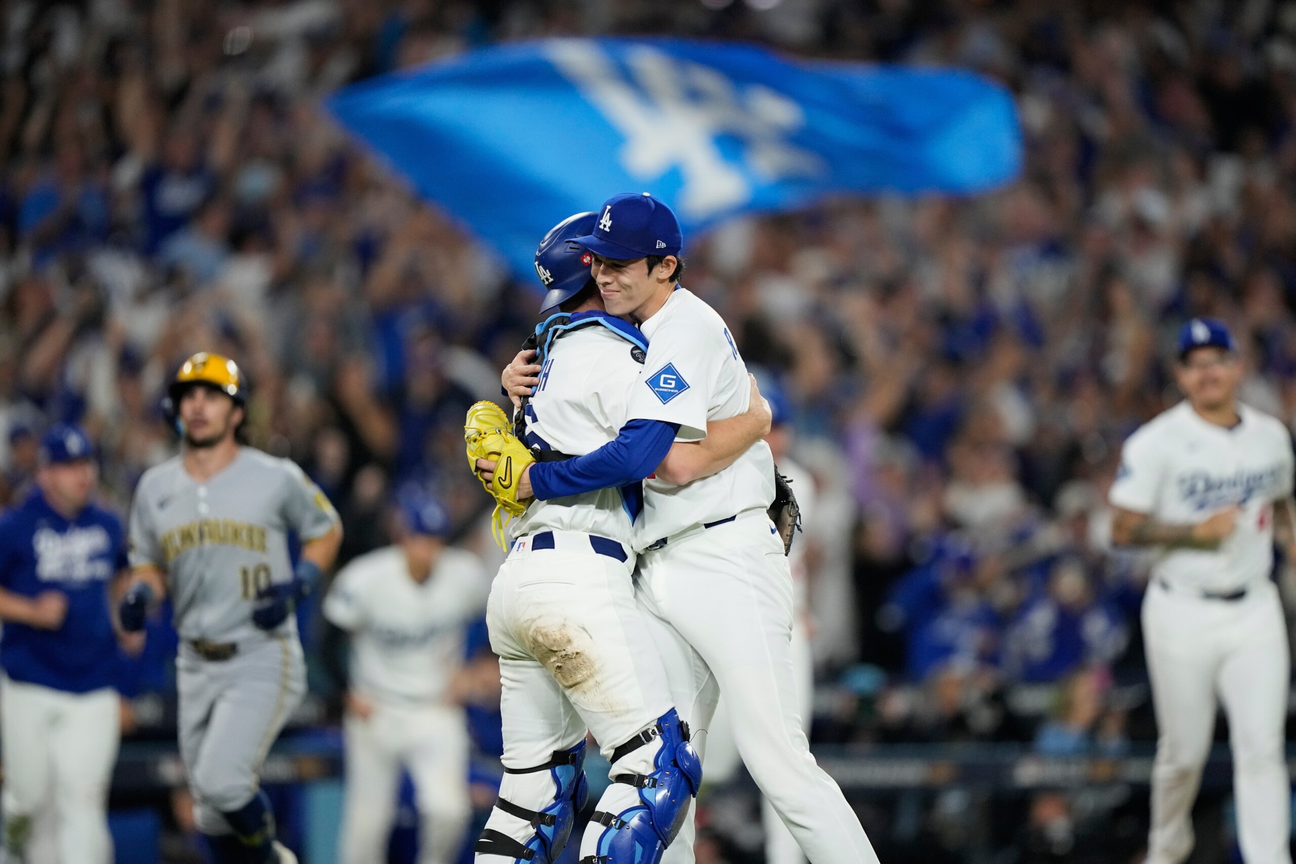 Shohei Ohtani hits 3 homers and strikes out 10 in Dodgers’ clinching 5 ...