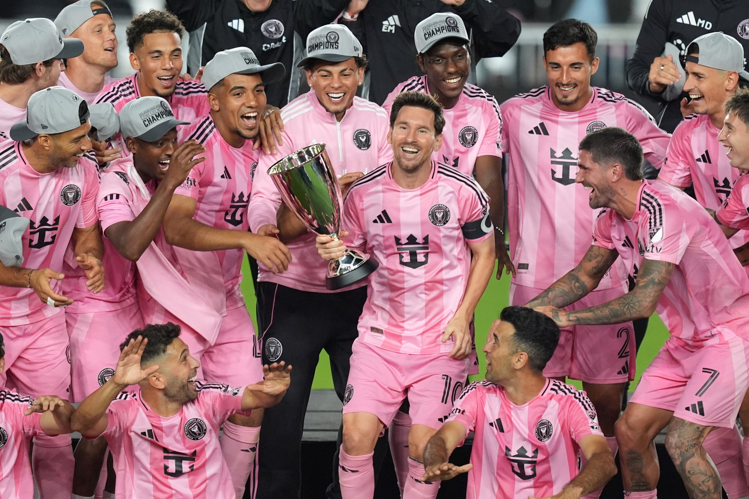 Thomas Müller and Lionel Messi set for showdown in MLS Cup final ...