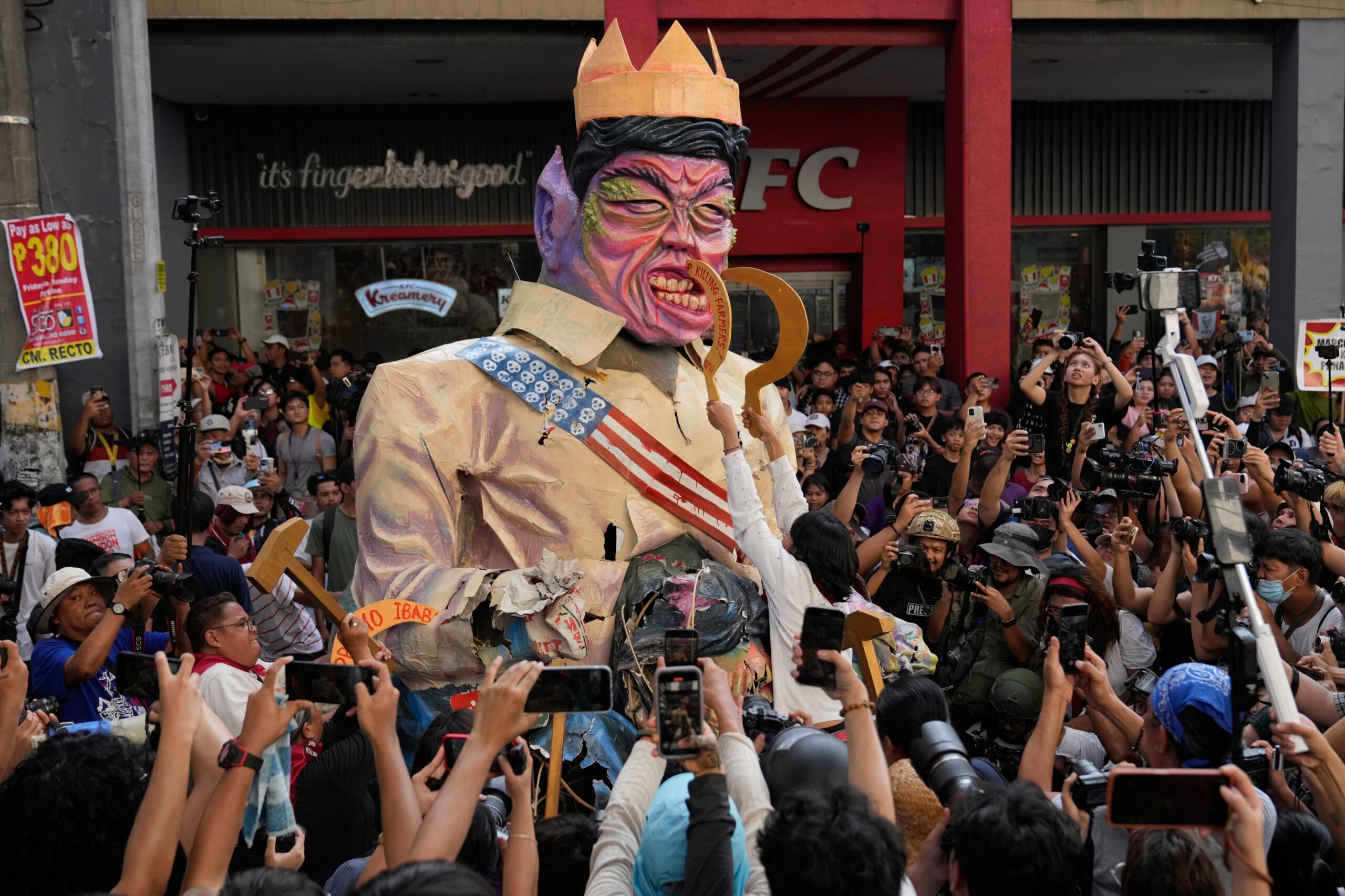 Thousands in Philippines protest corruption and demand return of stolen ...