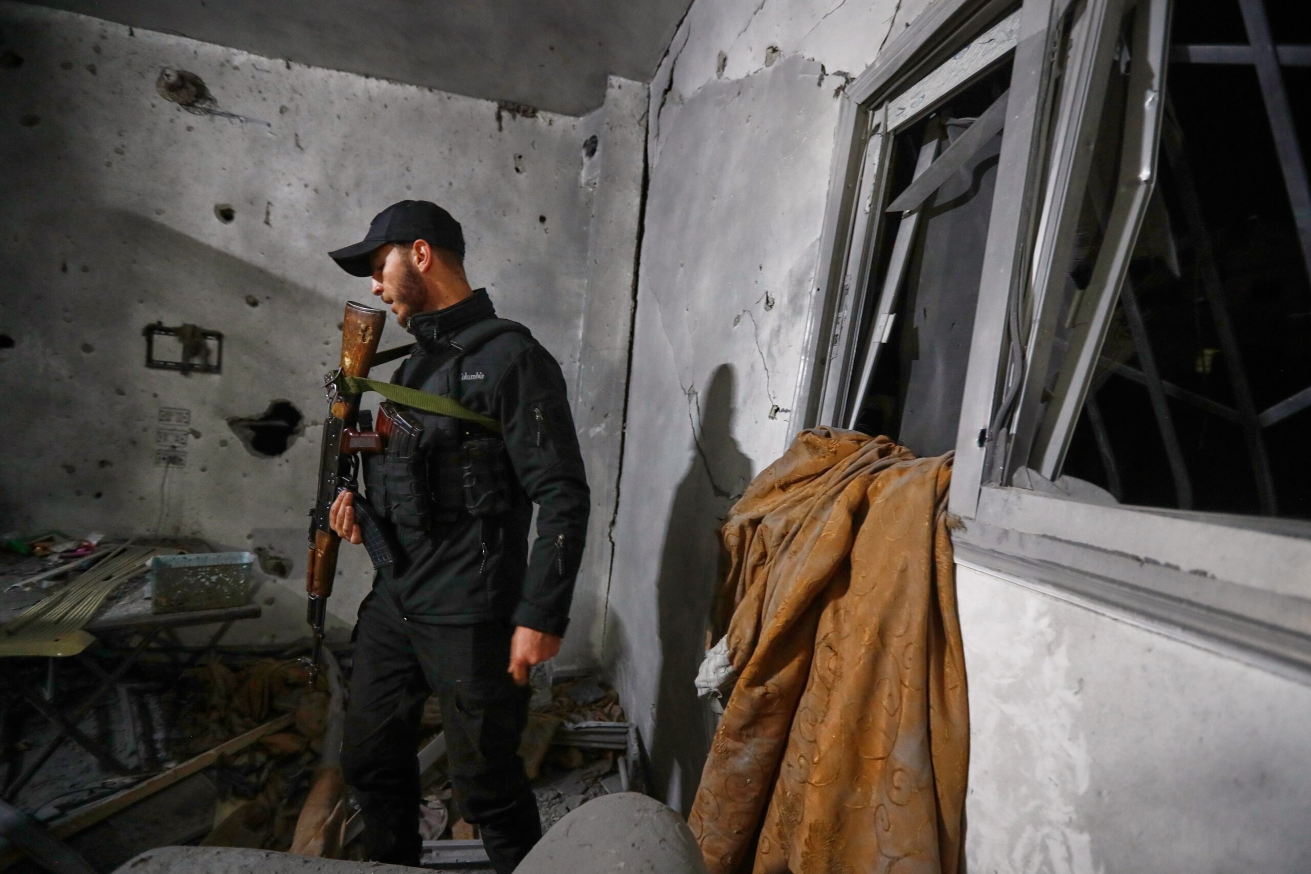 Rocket attack in Syria’s capital wounds 1 person and causes damage ...