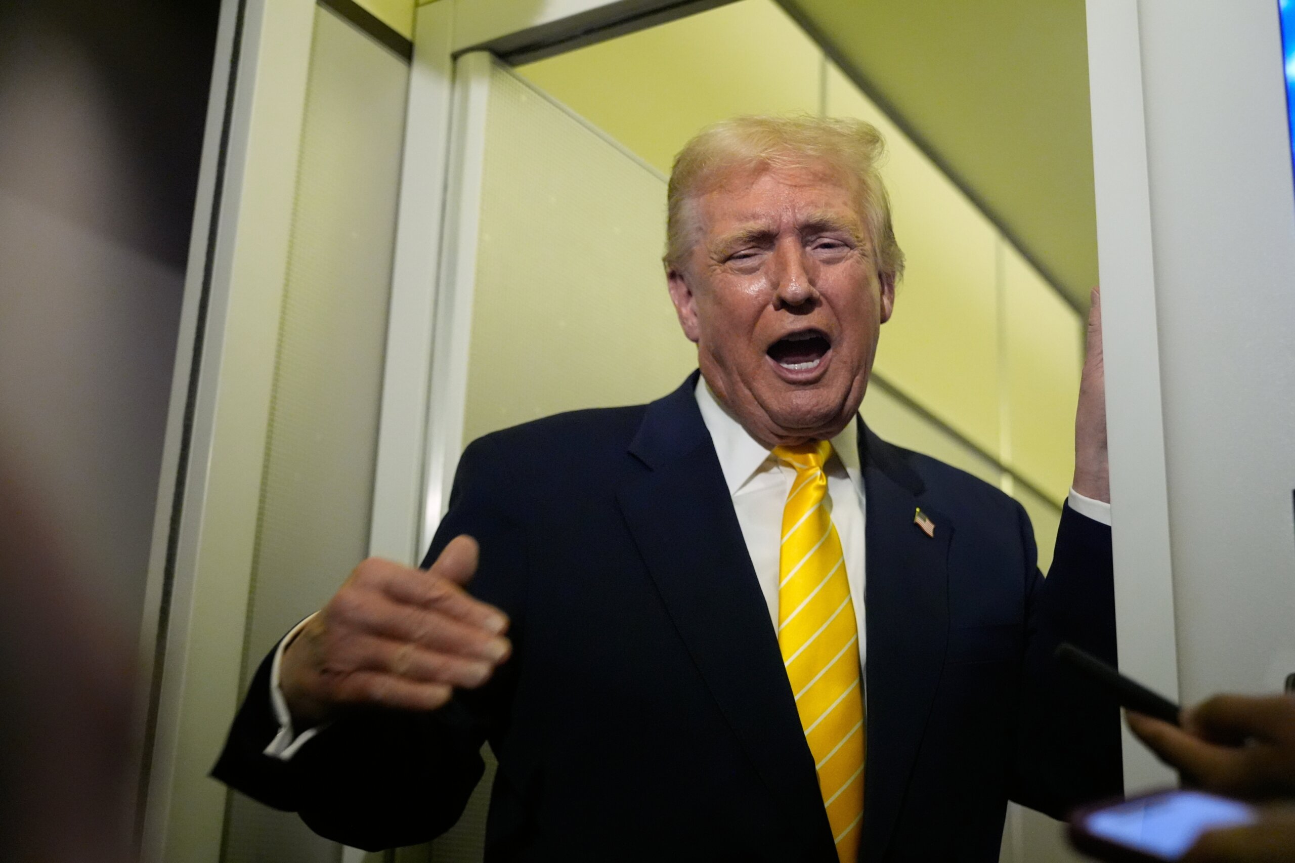 Justice Department quietly replaced ‘identical’ Trump signatures on ...