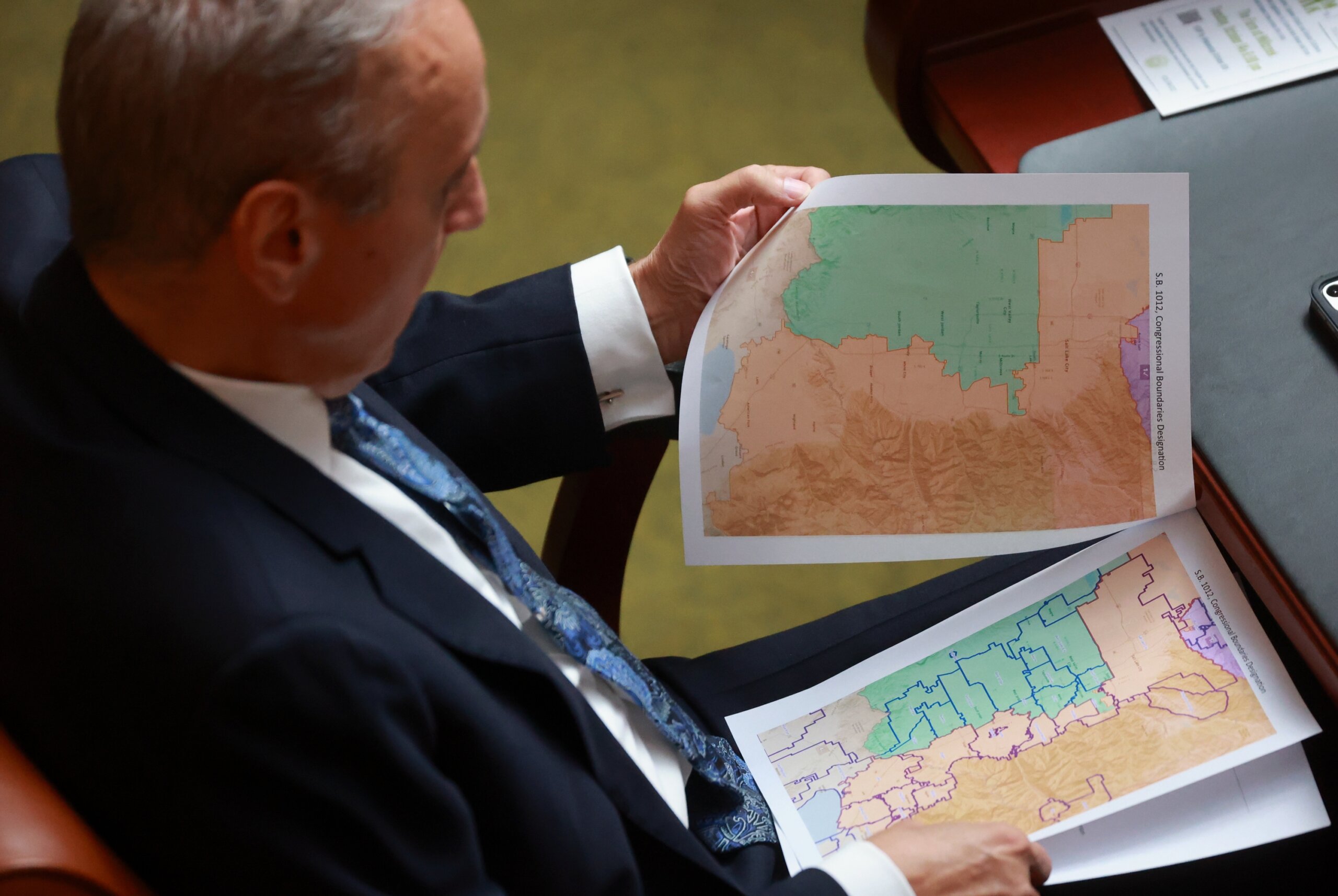 Judge adopts Utah congressional map creating a Democratic-leaning ...