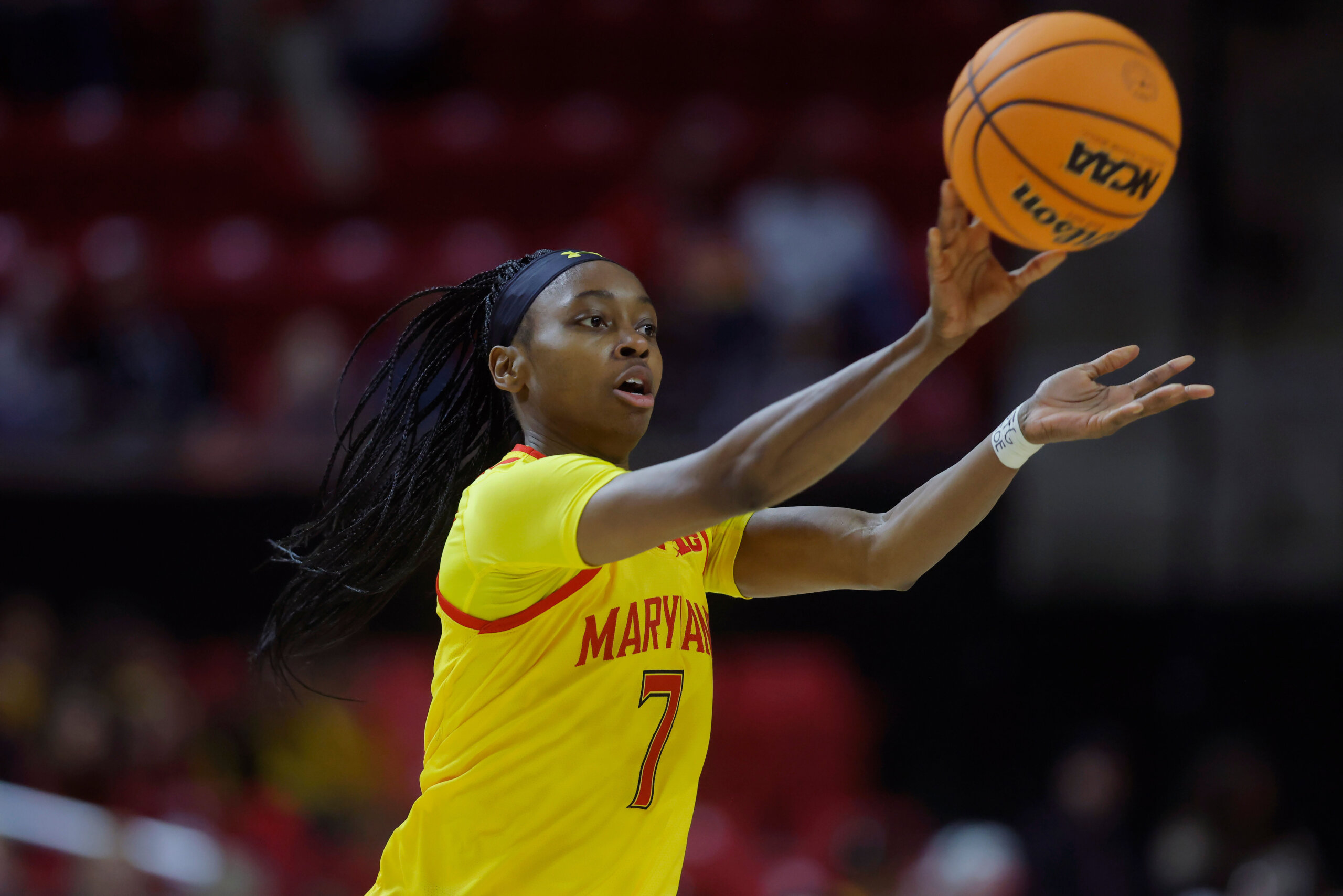 Okananwa leads No. 7 Maryland against Illinois after 28-point ...