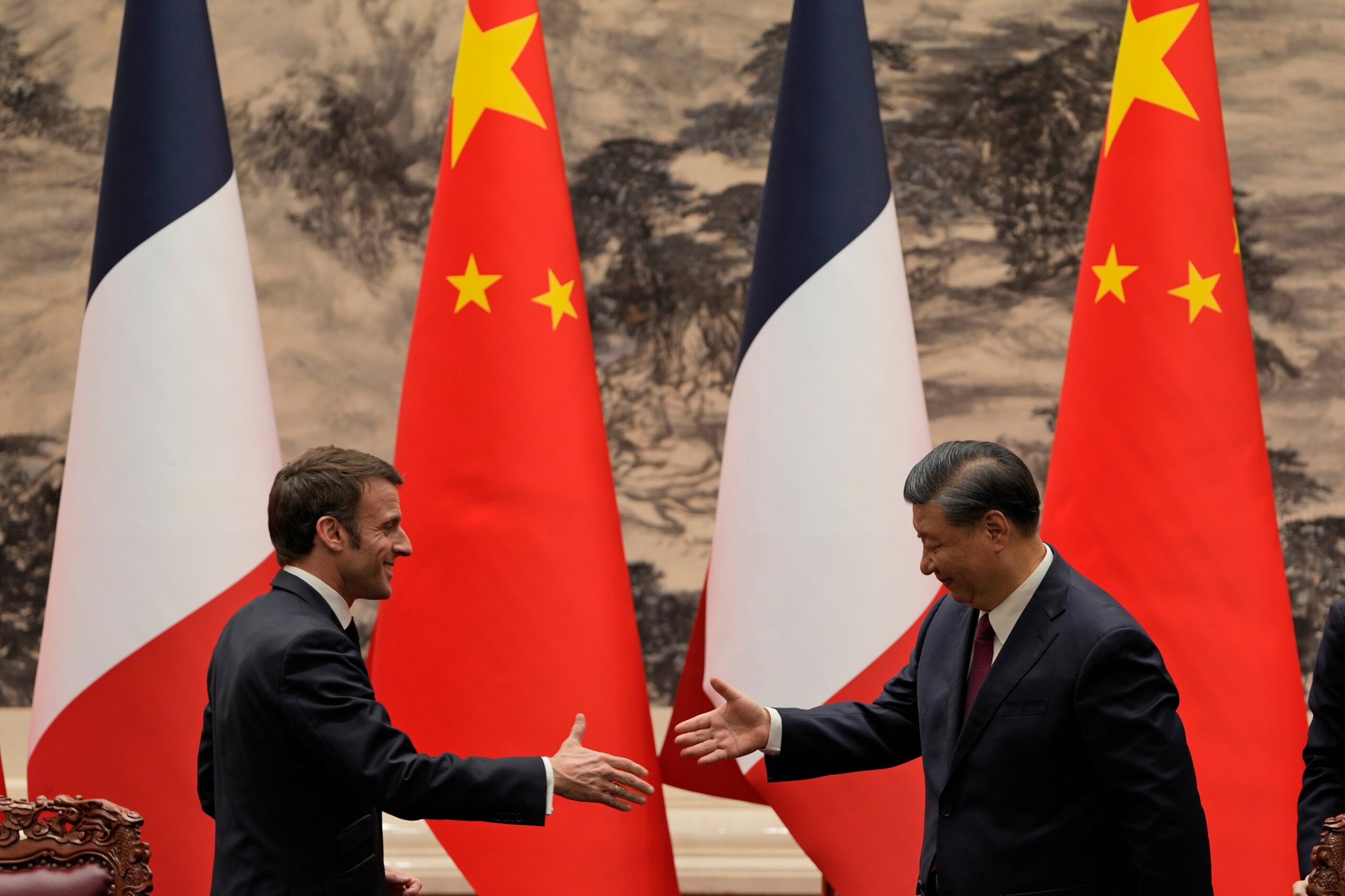 Macron arrives in China for talks with Xi on trade ties and Russia’s ...