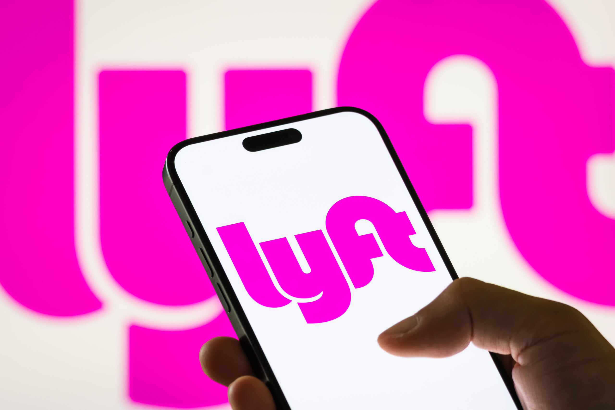 How to get a code for a free ride from Lyft on New Year’s Eve - WTOP News