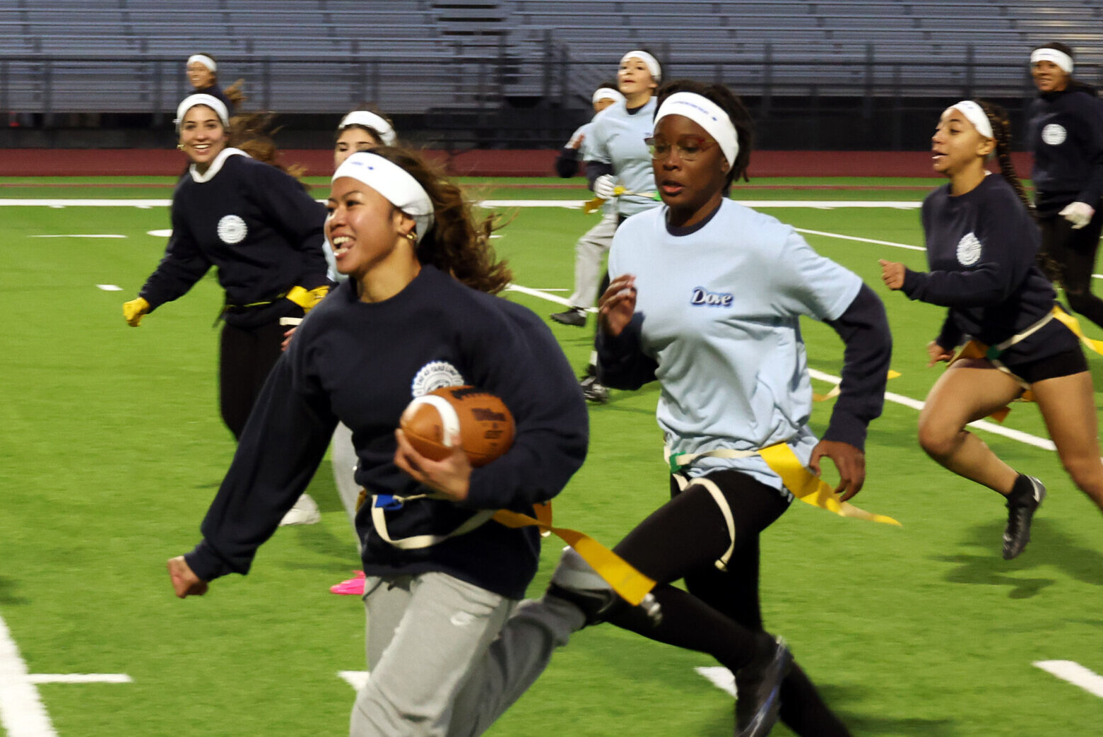 Girls’ flag football earns championship status in DC - WTOP News