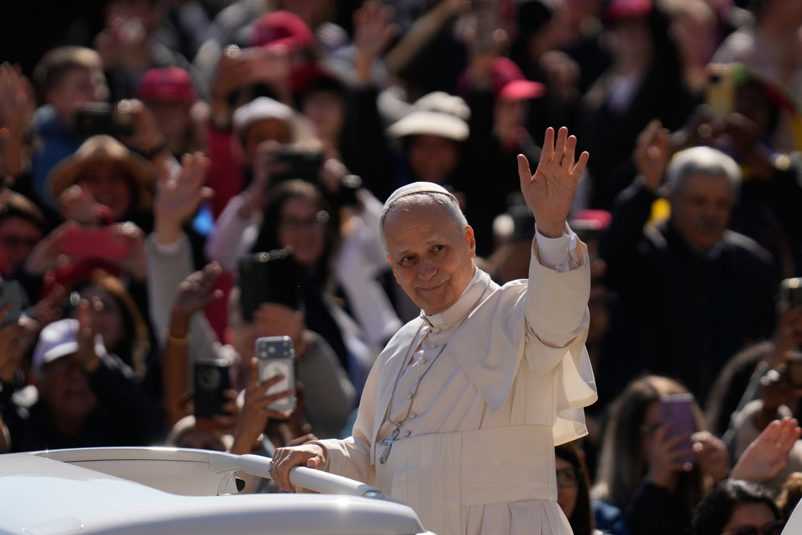 White Sox expand plans for giveaway of pope-themed hats - WTOP News