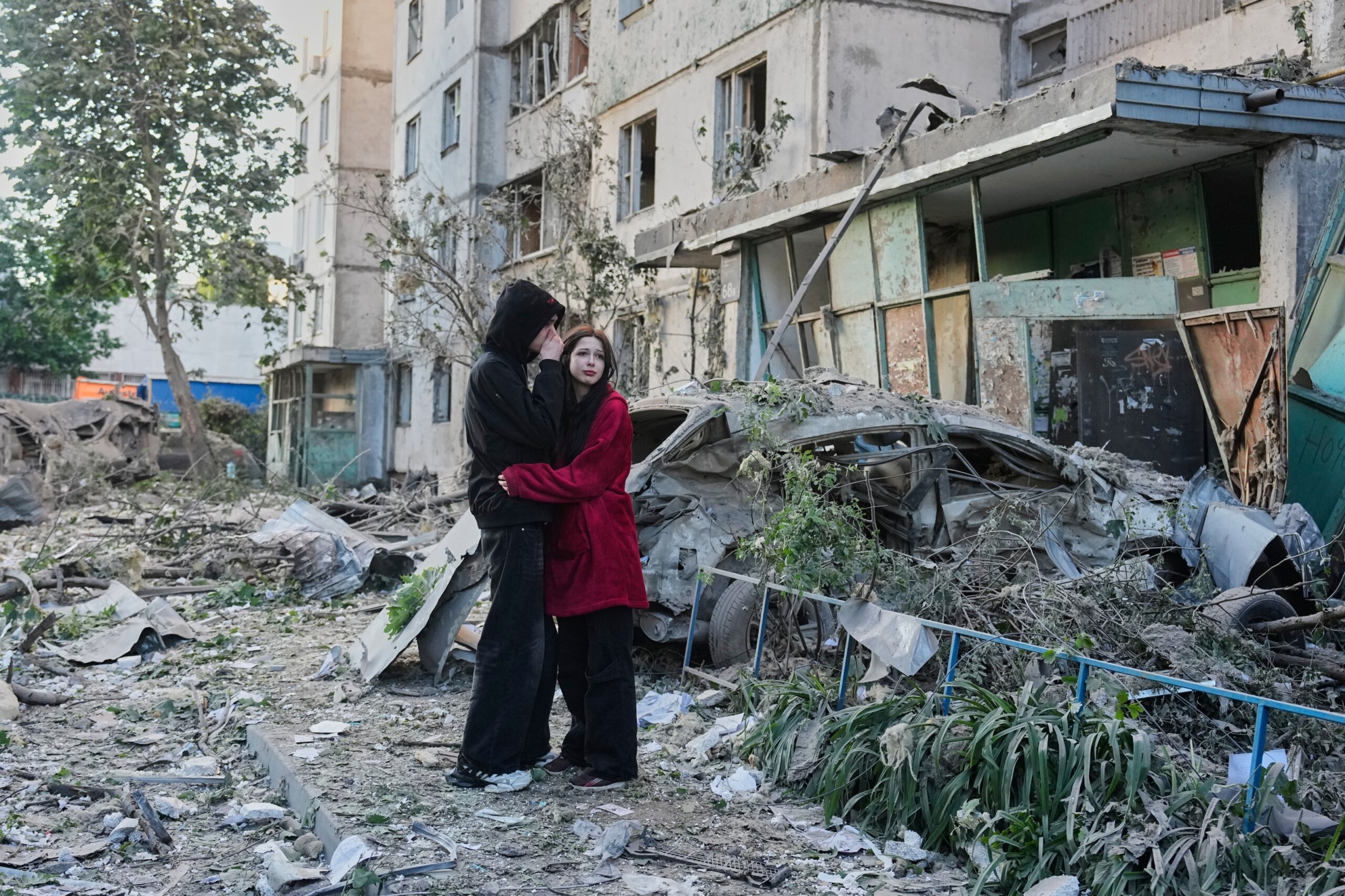 Massive Russian attack kills 22 people across Ukraine, officials say ...